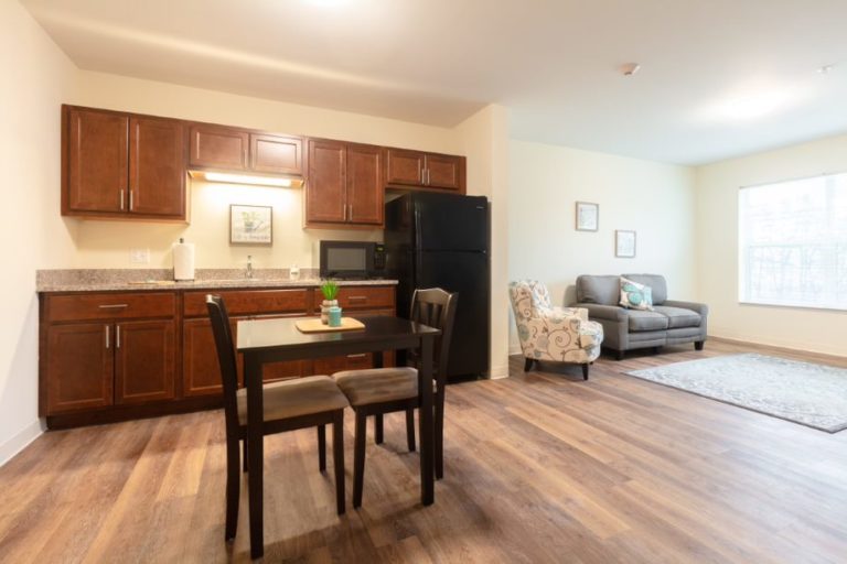 Assisted Living In Mishawaka | Silver Birch